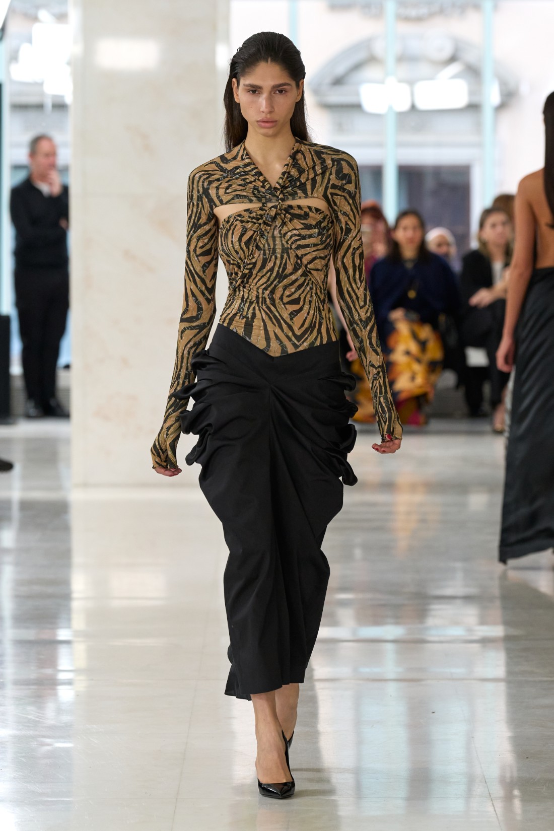 Feben ضيفة Dolce&Gabbana في أسبوع الموضة في ميلان - مجلة هي