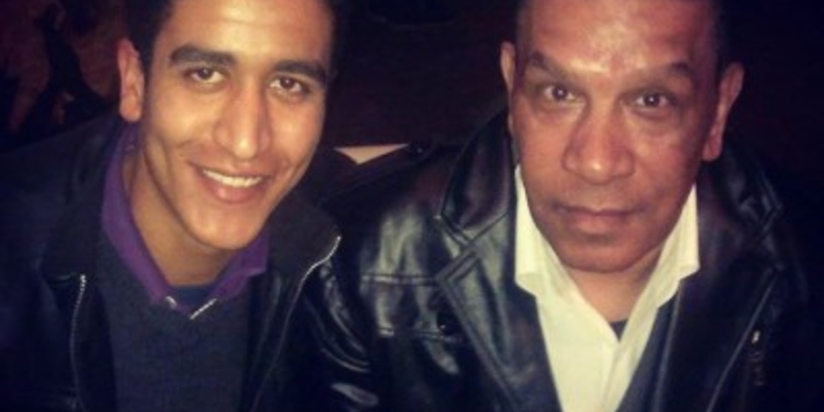 ابن محمد شرف يكشف عن وصية والده له قبل وفاته - مجلة هي