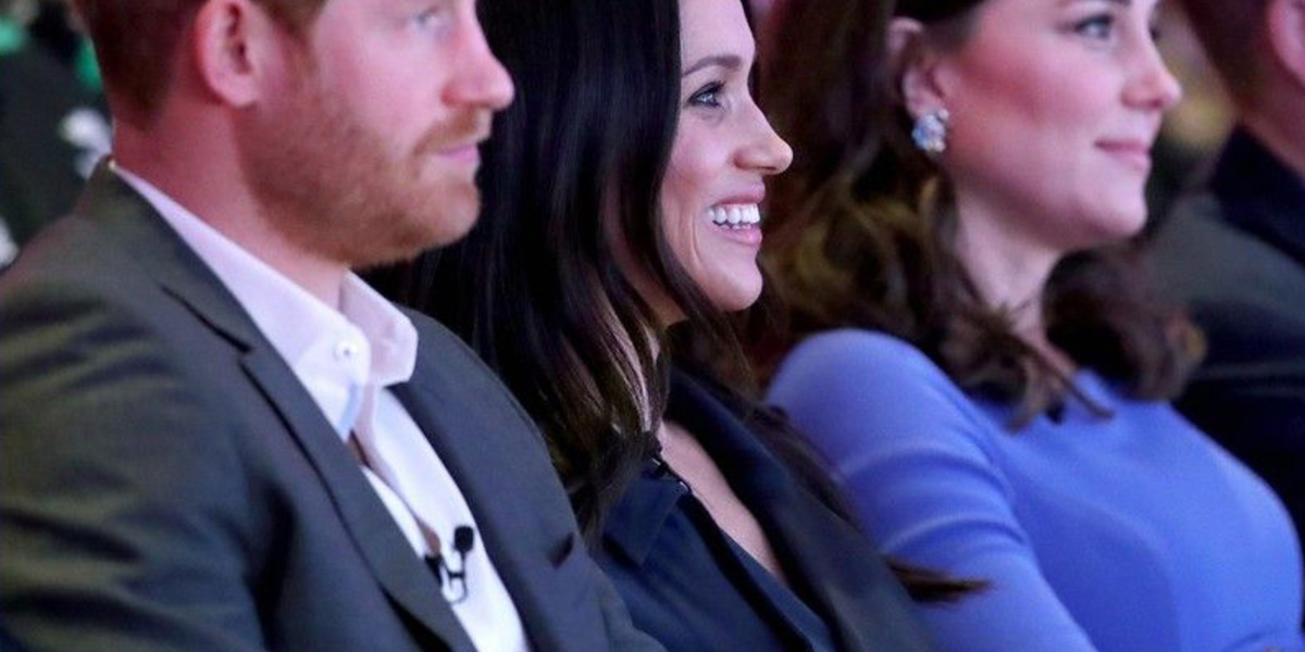 ملكة بريطانيا سترسل كيت ميدلتون للقاء ميغان وهاري في كاليفورنيا - مجلة هي