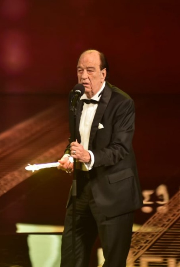 صور حسن حسني - مجلة هي