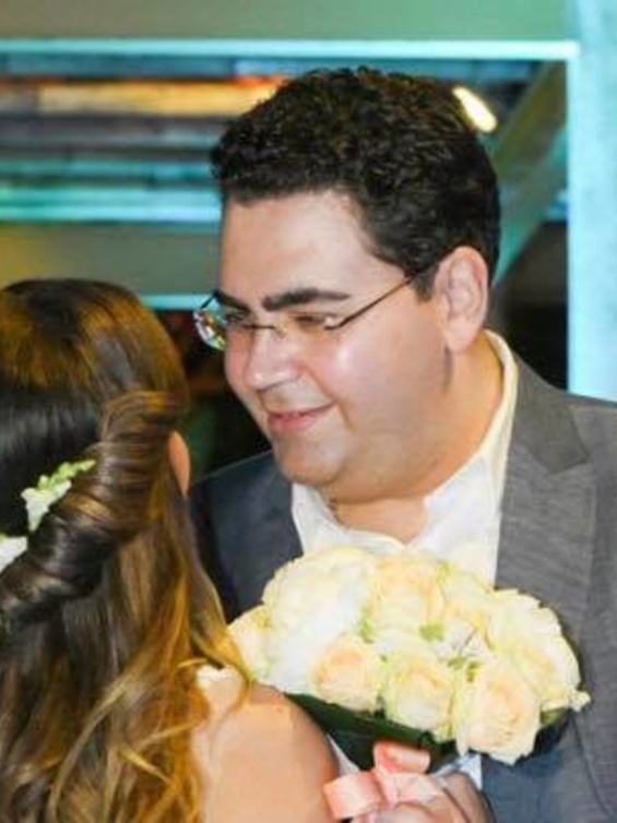 ديمة قندلفت تحتفل بعيد زواجها شاهدوا أجمل صورها الرومانسية مع زوجها