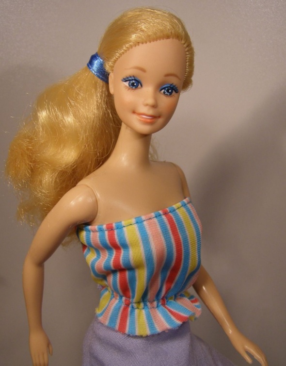 كل عام وأنت بخير... باربي - مجلة هي