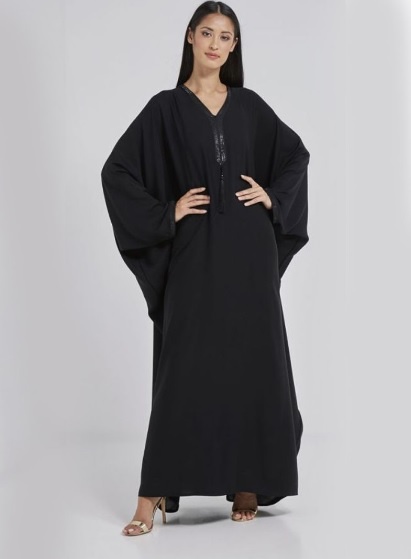 دليل مفصّل عن العباية كيف تختارين العباية المناسبة.. متى وأين ترتدينها ...