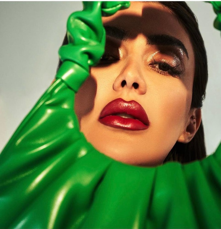 Stephanie Li لـ"هي": الاستدامة هي من أولويات JW PEI وإميلي راتاجكوفسكي ...