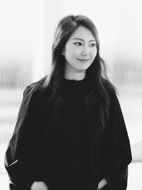 Stephanie Li لـ"هي": الاستدامة هي من أولويات JW PEI وإميلي راتاجكوفسكي ...