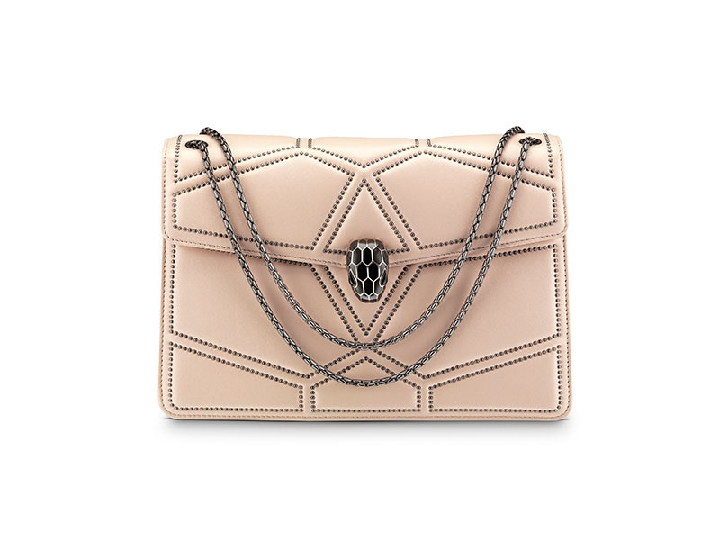 تعرفي الى مجموعة الإكسسوارات والمنتجات الجلدية لخريف وشتاء 2017 من ...