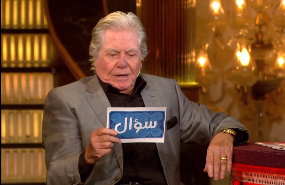 فيديو حسين فهمي يكشف عن اسمه الحقيقي ويؤكد عشتُ قصة حب مع نجلاء فتحي مجلة هي