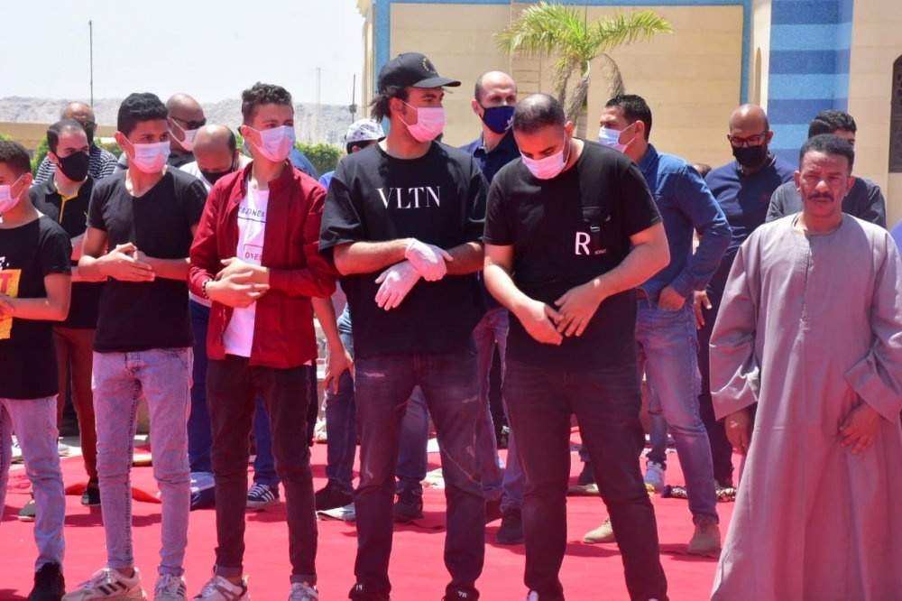 إنهيار إيمي وصدمة دنيا وحرمان دلال عبد العزيز من وداع شريك حياتها 4