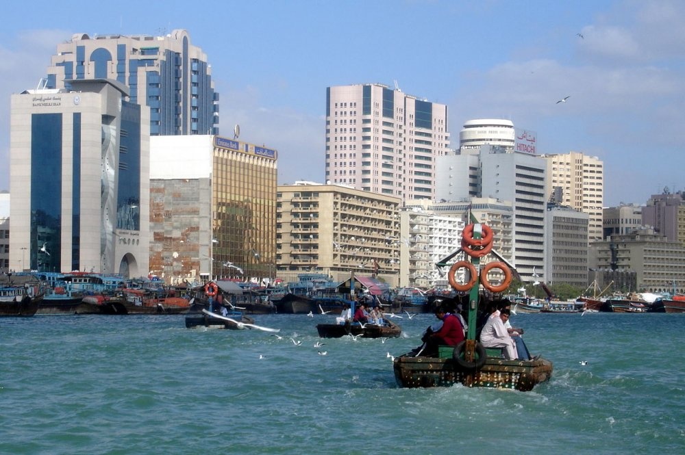 اهم المعلومات عن خور دبي وافضل مواقيت زيارتها - مجلة هي