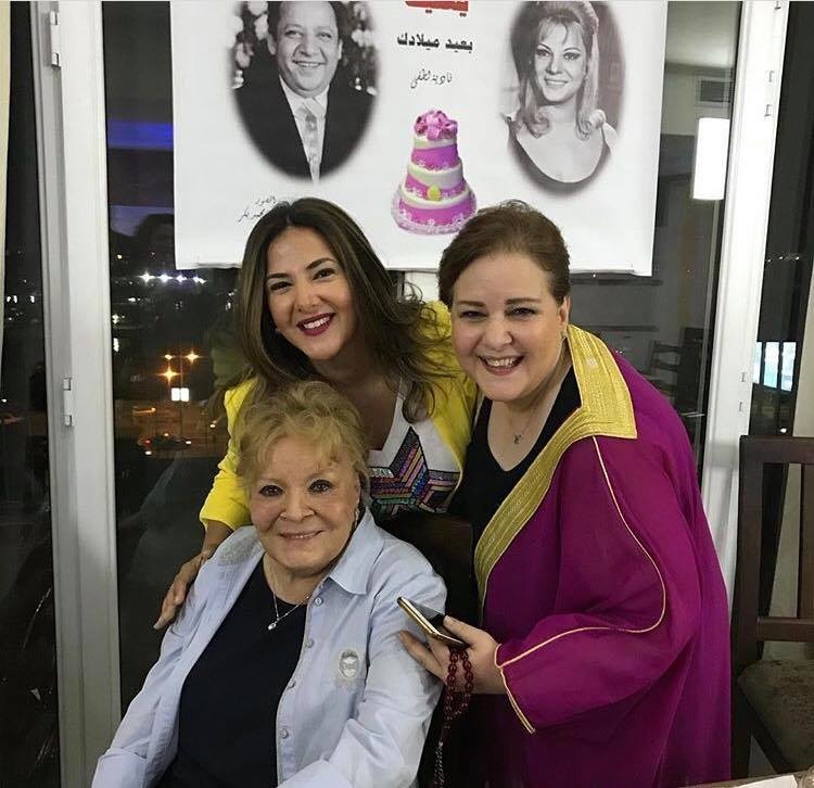 ظهور نادر للفنان جورج سيدهم ودنيا سمير غانم تحتفل به شاهدوه في عيد